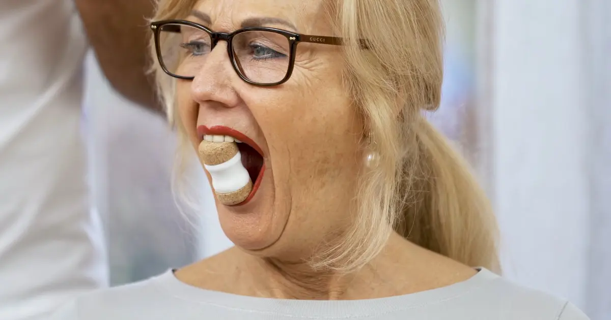 How to Adjust Your Own Atlas Vertebra | Liebscher & Bracht