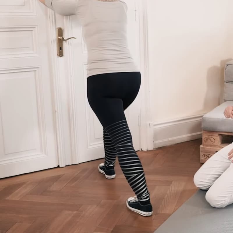 How to Stop Knees From Cracking | Liebscher & Bracht