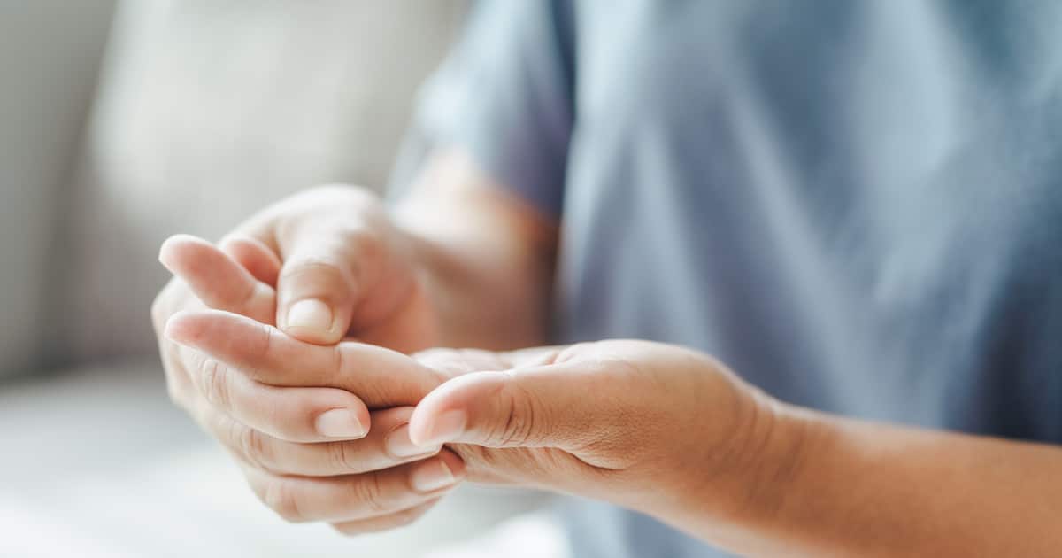 Treatment for Rheumatoid Arthritis in Fingers | Liebscher & Bracht