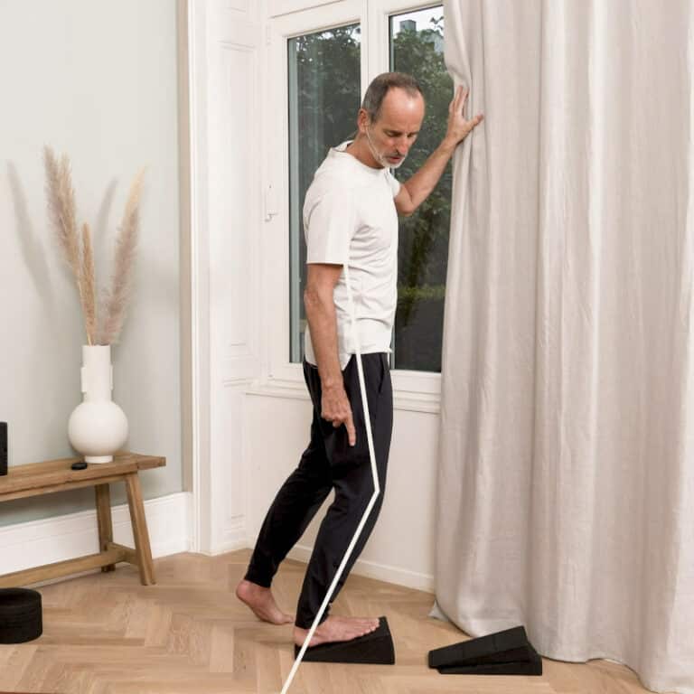 Splay Foot Exercises: Relieve Foot Pain | Liebscher & Bracht