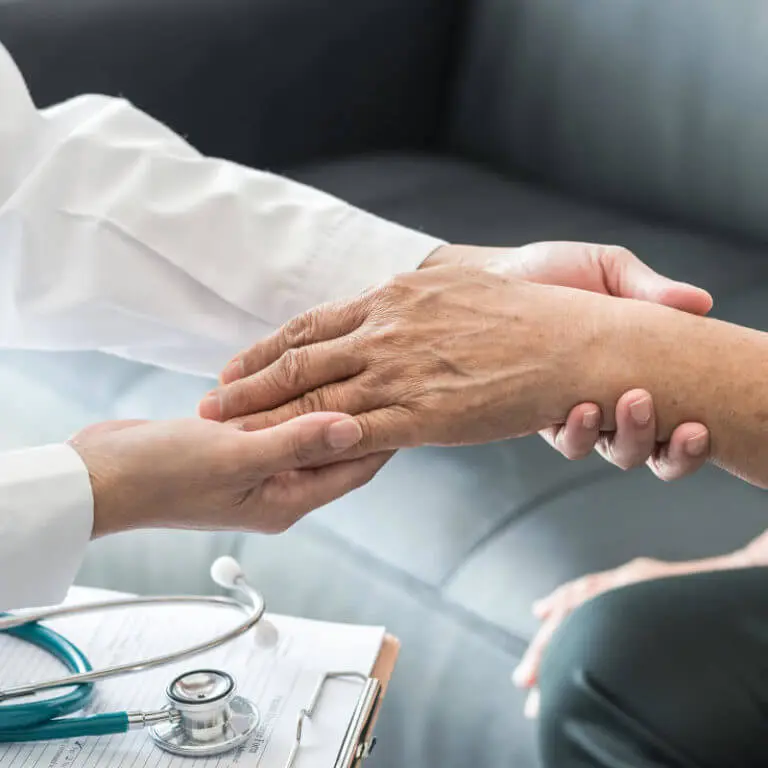 Kribbeln in den Händen: Ursachen und Übungen | Liebscher & Bracht